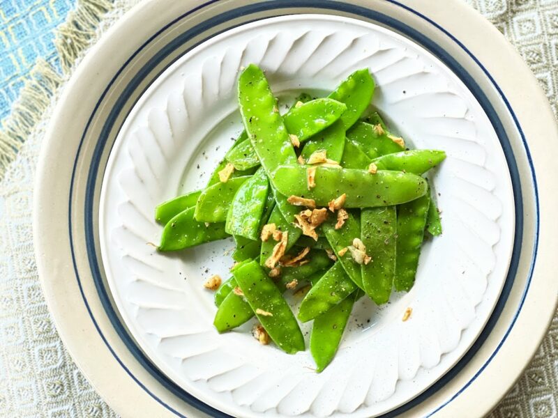 Snow Peas Sautéed with Garlic - Vermont Foodbank